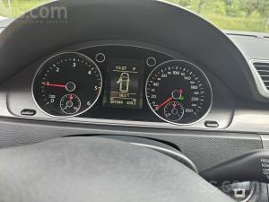 Black Volkswagen Passat B7 2011 in Tukums, with an engine capacity of 2.00 L and mileage of 301 thousand km for 3900 €, photo 19 on AUTOMOTO.COM.LV