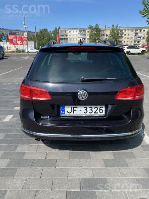 Black Volkswagen Passat B7 2011 in Riga, with an engine capacity of 2.00 L and mileage of 125 thousand km for 5500 €, photo 2 on AUTOMOTO.COM.LV
