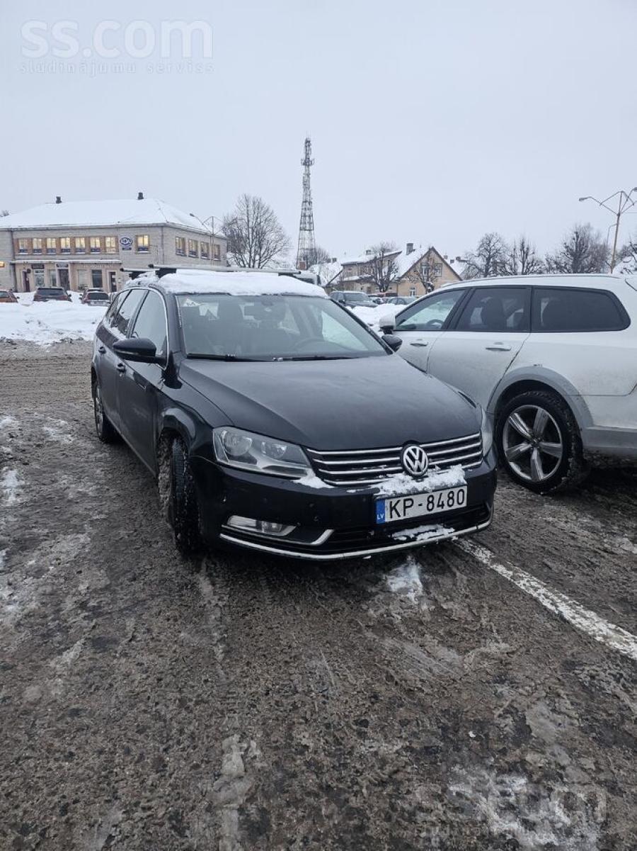 Melns Volkswagen Passat B7 2011 Kuldīga, ar dzinēja tilpumu 1.40 L un nobraukumu 271 tūkst. km par 2900 €, foto 1 vietnē AUTOMOTO.COM.LV