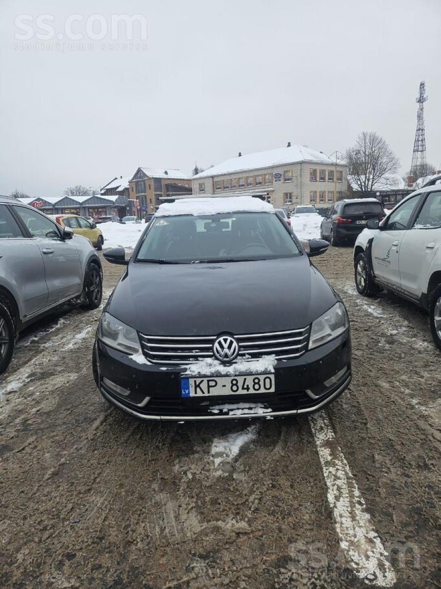 Melns Volkswagen Passat B7 2011 Kuldīga, ar dzinēja tilpumu 1.40 L un nobraukumu 271 tūkst. km par 2900 €, foto 8 vietnē AUTOMOTO.COM.LV