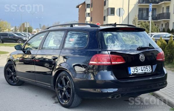 Melns Volkswagen Passat B7 2011 Rīga, ar dzinēja tilpumu 2.00 L un nobraukumu 360 tūkst. km par 3500 €, foto 3 vietnē AUTOMOTO.COM.LV
