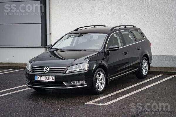 Black Volkswagen Passat B7 2011 in Riga, with an engine capacity of 1.60 L and mileage of 270 thousand km for 4750 €, photo 1 on AUTOMOTO.COM.LV