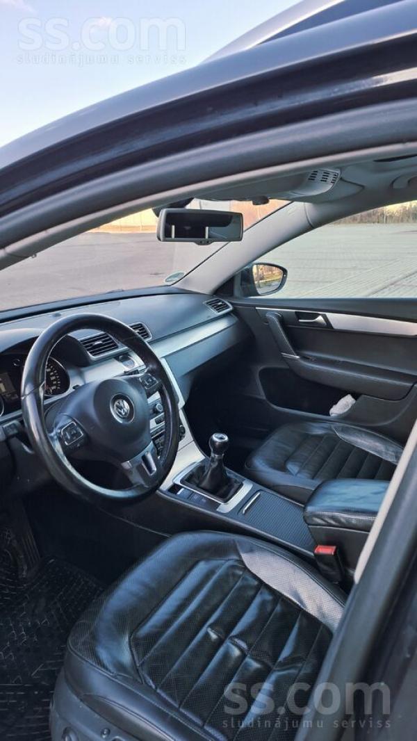 Melns Volkswagen Passat B7 2011 Jelgava, ar dzinēja tilpumu 2.00 L un nobraukumu 310 tūkst. km par 4500 €, foto 9 vietnē AUTOMOTO.COM.LV