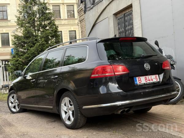 Melns Volkswagen Passat B7 2011 Rīga, ar dzinēja tilpumu 2.00 L un nobraukumu 385 tūkst. km par 1650 €, foto 2 vietnē AUTOMOTO.COM.LV