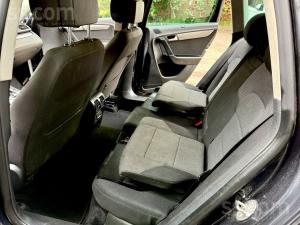 Black Volkswagen Passat B7 2011 in Riga, with an engine capacity of 2.00 L and mileage of 385 thousand km for 1650 €, photo 11 on AUTOMOTO.COM.LV