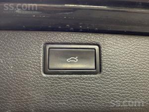 Black Volkswagen Passat B7 2011 in Riga, with an engine capacity of 2.00 L and mileage of 385 thousand km for 1650 €, photo 16 on AUTOMOTO.COM.LV
