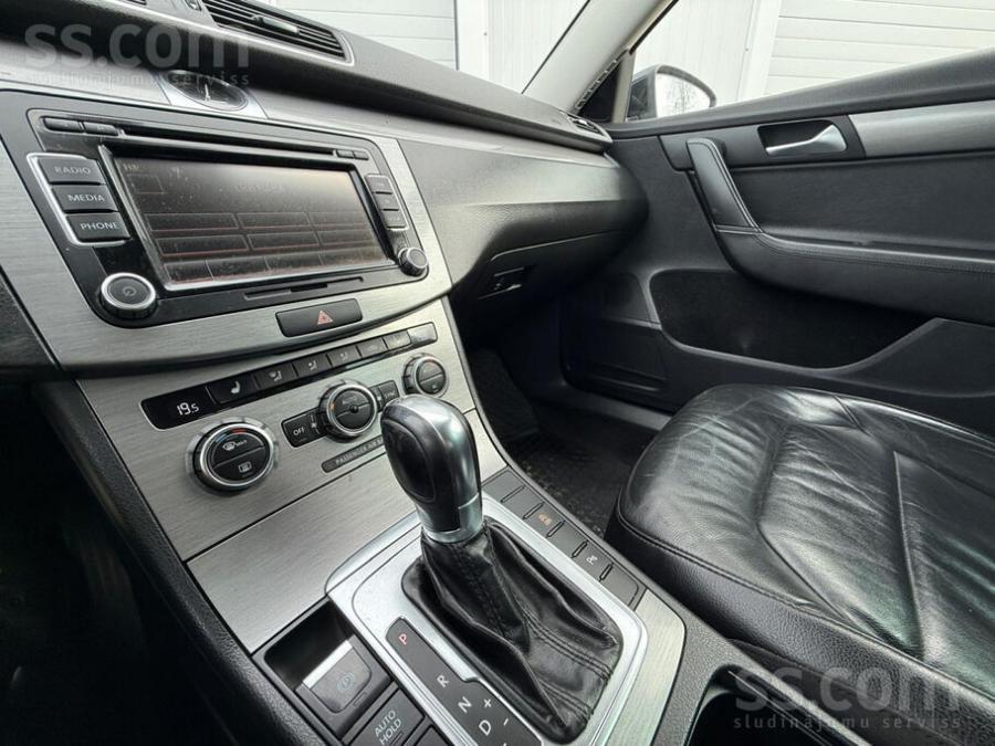 Melns Volkswagen Passat B7 2011 Rīga, ar dzinēja tilpumu 2.00 L un nobraukumu 404 tūkst. km par 3700 €, foto 9 vietnē AUTOMOTO.COM.LV