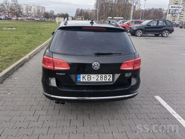 Black Volkswagen Passat B7 2011 in Riga, with an engine capacity of 2.00 L and mileage of 411 thousand km for 2500 €, photo 5 on AUTOMOTO.COM.LV