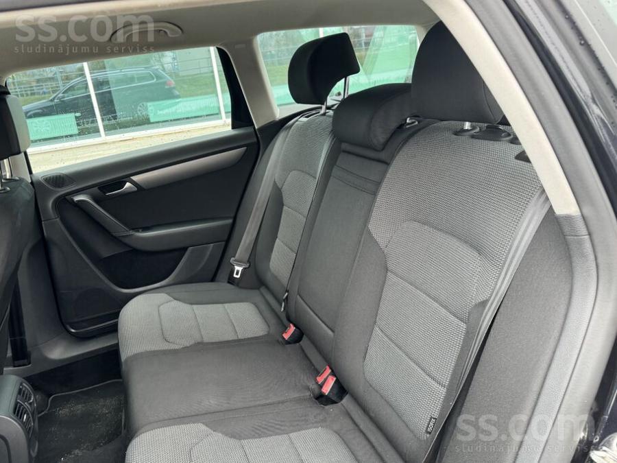 Melns Volkswagen Passat B7 2011 Rēzekne, ar dzinēja tilpumu 2.00 L un nobraukumu 258 tūkst. km par 5700 €, foto 14 vietnē AUTOMOTO.COM.LV