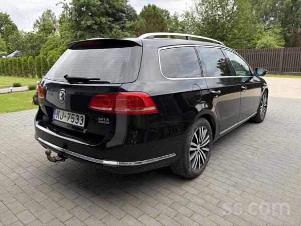 Melns Volkswagen Passat B7 2011 Jelgava, ar dzinēja tilpumu 2.00 L un nobraukumu 339 tūkst. km par 4950 €, foto 3 vietnē AUTOMOTO.COM.LV