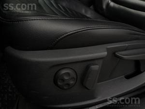 Black Volkswagen Passat B7 2011 in Jelgava, with an engine capacity of 2.00 L and mileage of 339 thousand km for 4950 €, photo 8 on AUTOMOTO.COM.LV