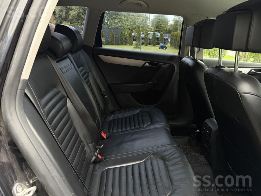 Black Volkswagen Passat B7 2011 in Jelgava, with an engine capacity of 2.00 L and mileage of 339 thousand km for 4950 €, photo 17 on AUTOMOTO.COM.LV