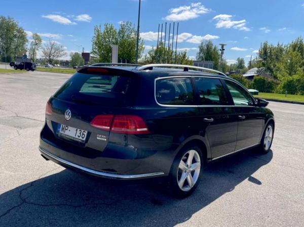 Black Volkswagen Passat B7 2011 in Riga, with an engine capacity of 2.00 L and mileage of 0 thousand km for 6200 €, photo 5 on AUTOMOTO.COM.LV