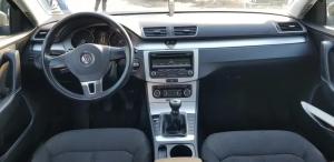 Black Volkswagen Passat B7 2011 in Valmiera, with an engine capacity of 1.60 L and mileage of 423 thousand km for 3950 €, photo 10 on AUTOMOTO.COM.LV