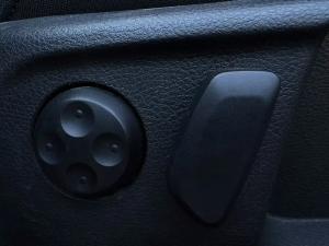 Black Volkswagen Passat B7 2011 in Riga, with an engine capacity of 2.00 L and mileage of 318 thousand km for 3990 €, photo 16 on AUTOMOTO.COM.LV