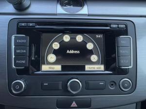 Black Volkswagen Passat B7 2011 in Riga, with an engine capacity of 2.00 L and mileage of 318 thousand km for 3990 €, photo 22 on AUTOMOTO.COM.LV