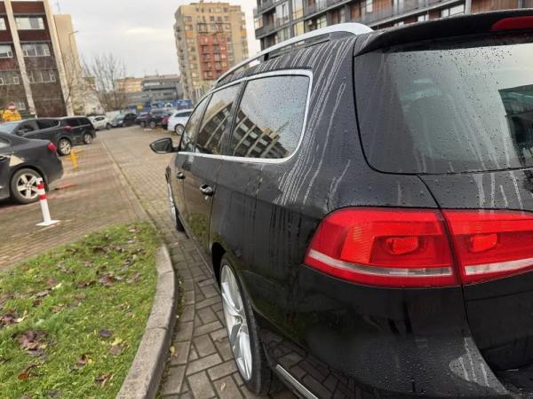 Black Volkswagen Passat B7 2011 in Riga, with an engine capacity of 2.00 L and mileage of 349 thousand km for 4390 €, photo 8 on AUTOMOTO.COM.LV