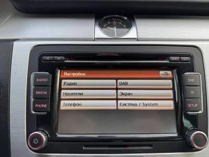 Black Volkswagen Passat B7 2011 in Riga, with an engine capacity of 2.00 L and mileage of 349 thousand km for 4390 €, photo 23 on AUTOMOTO.COM.LV