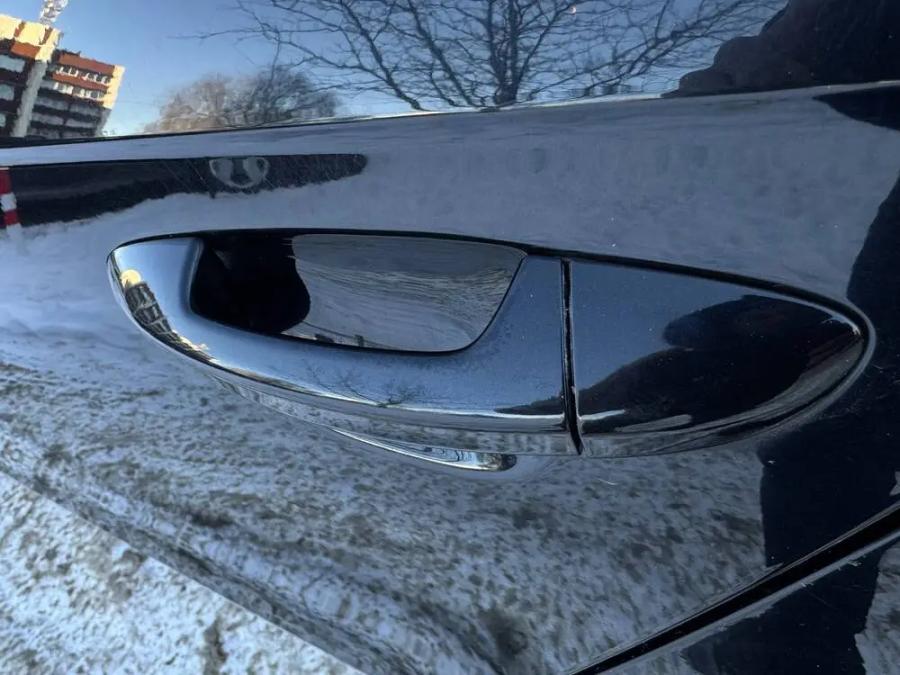 Melns Volkswagen Passat B7 2011 Rīga, ar dzinēja tilpumu 2.00 L un nobraukumu 260 tūkst. km par 4490 €, foto 11 vietnē AUTOMOTO.COM.LV