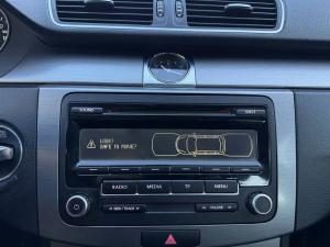 Melns Volkswagen Passat B7 2011 Rīga, ar dzinēja tilpumu 2.00 L un nobraukumu 260 tūkst. km par 4490 €, foto 18 vietnē AUTOMOTO.COM.LV