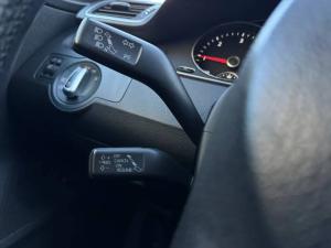 Melns Volkswagen Passat B7 2011 Rīga, ar dzinēja tilpumu 2.00 L un nobraukumu 260 tūkst. km par 4490 €, foto 23 vietnē AUTOMOTO.COM.LV