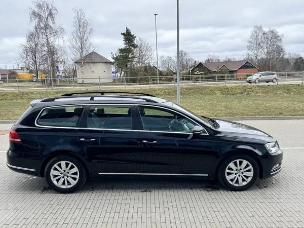 Black Volkswagen Passat B7 2011 in Rezekne, with an engine capacity of 2.00 L and mileage of 258 thousand km for 5700 €, photo 8 on AUTOMOTO.COM.LV