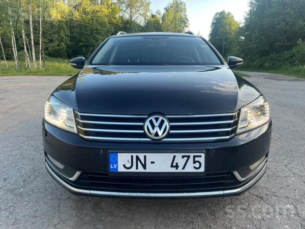 Black Volkswagen Passat B7 2011 in Gulbene, with an engine capacity of 1.40 L and mileage of 374 thousand km for 3150 €, photo 8 on AUTOMOTO.COM.LV