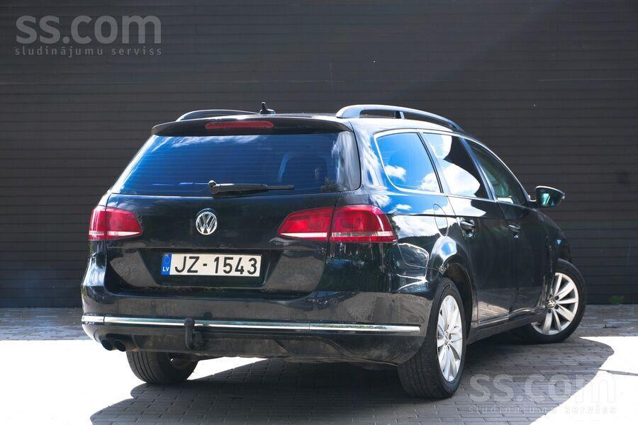 Black Volkswagen Passat B7 2011 in Riga, with an engine capacity of 2.00 L and mileage of 384 thousand km for 1990 €, photo 4 on AUTOMOTO.COM.LV