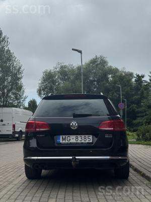 Black Volkswagen Passat B7 2011 in Liepaja, with an engine capacity of 2.00 L and mileage of 291 thousand km for 3500 €, photo 3 on AUTOMOTO.COM.LV