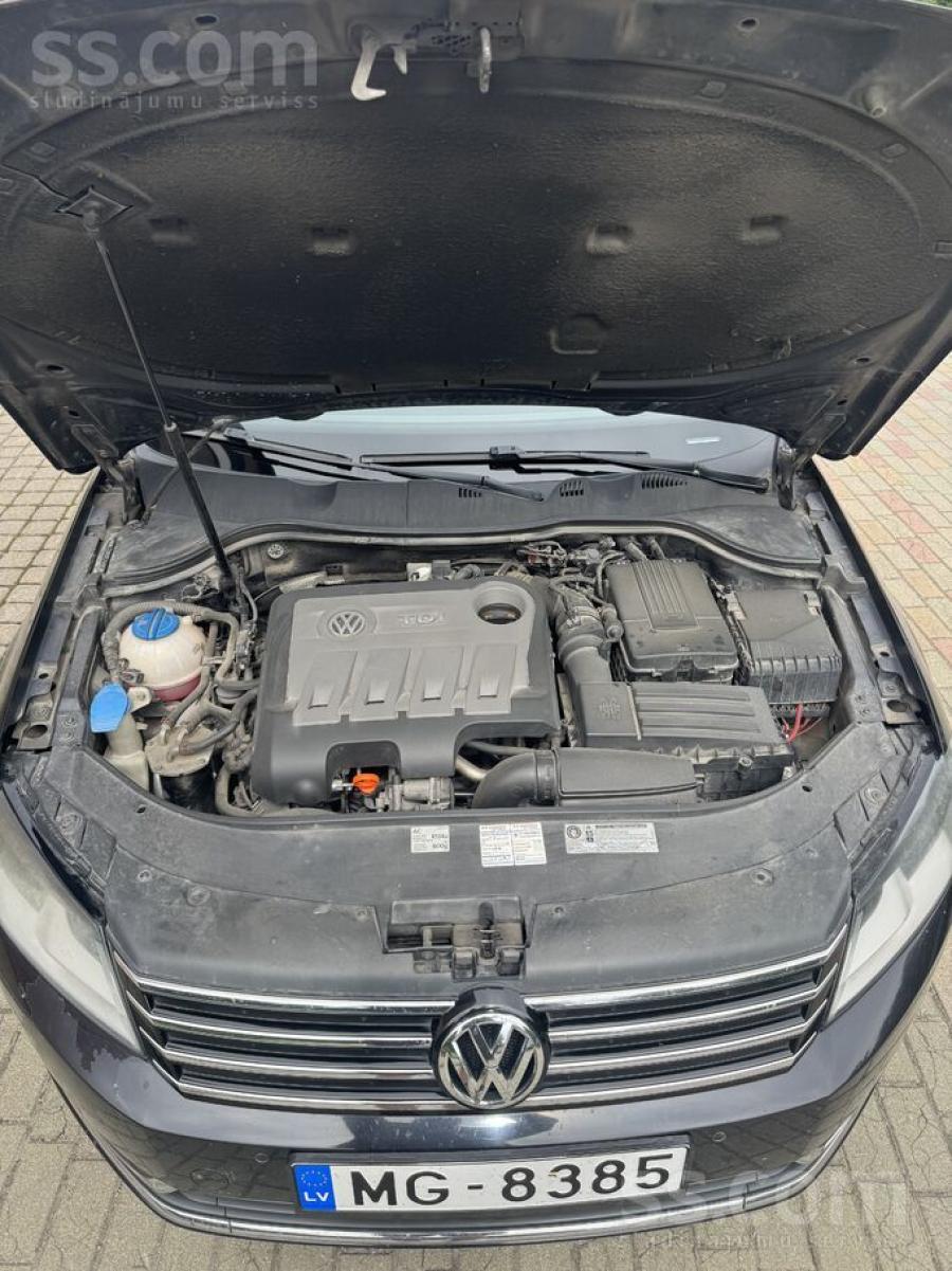 Black Volkswagen Passat B7 2011 in Liepaja, with an engine capacity of 2.00 L and mileage of 291 thousand km for 3500 €, photo 11 on AUTOMOTO.COM.LV