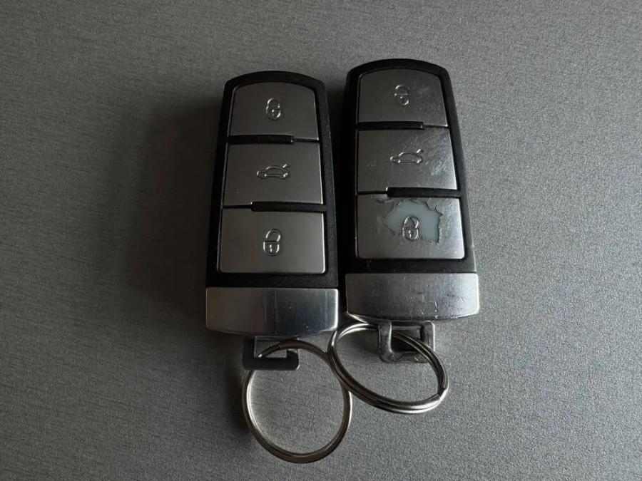Melns Volkswagen Passat B7 2011 Rīga, ar dzinēja tilpumu 2.00 L un nobraukumu 357 tūkst. km par 3490 €, foto 18 vietnē AUTOMOTO.COM.LV