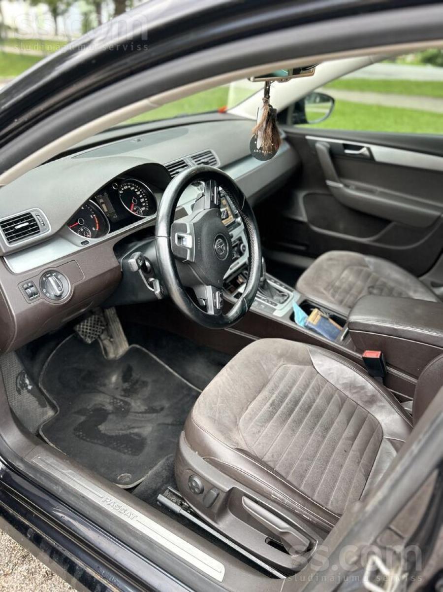 Black Volkswagen Passat B7 2011 in Cesis, with an engine capacity of 2.00 L and mileage of 321 thousand km for 2500 €, photo 6 on AUTOMOTO.COM.LV