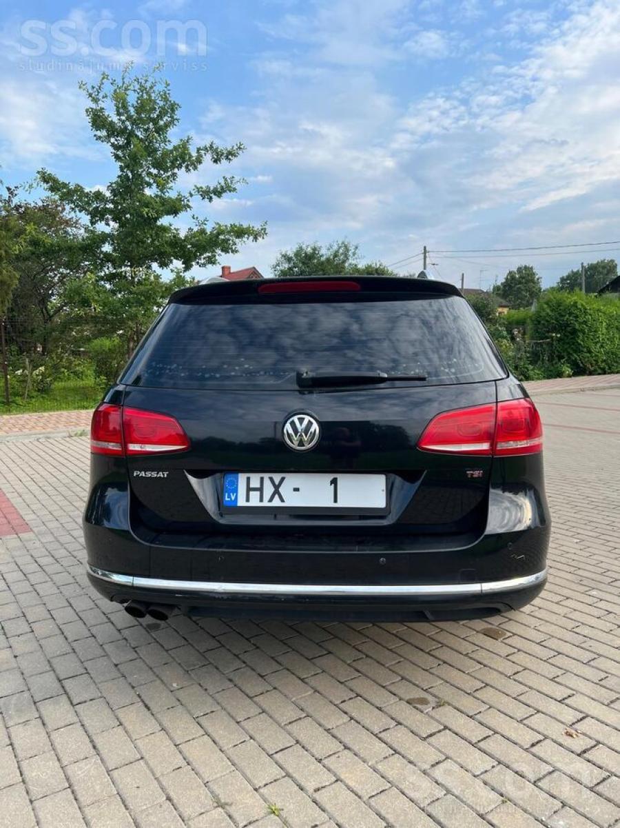 Black Volkswagen Passat B7 2011 in Riga, with an engine capacity of 1.80 L and mileage of 235 thousand km for 3000 €, photo 7 on AUTOMOTO.COM.LV