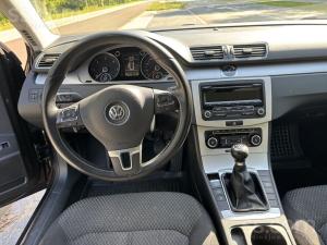 Melns Volkswagen Passat B7 2011 Rīga, ar dzinēja tilpumu 1.60 L un nobraukumu 279 tūkst. km par 3750 €, foto 8 vietnē AUTOMOTO.COM.LV