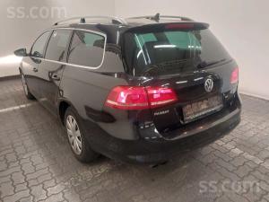 Black Volkswagen Passat B7 2011 in Cesis, with an engine capacity of 2.00 L and mileage of 0 thousand km for 4200 €, photo 4 on AUTOMOTO.COM.LV