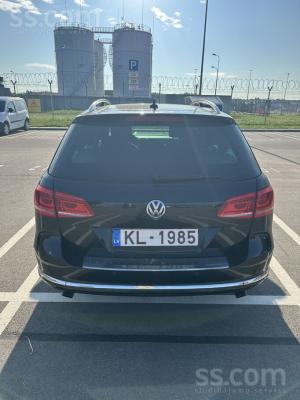 Black Volkswagen Passat B7 2011 in Riga, with an engine capacity of 2.00 L and mileage of 329 thousand km for 5650 €, photo 6 on AUTOMOTO.COM.LV