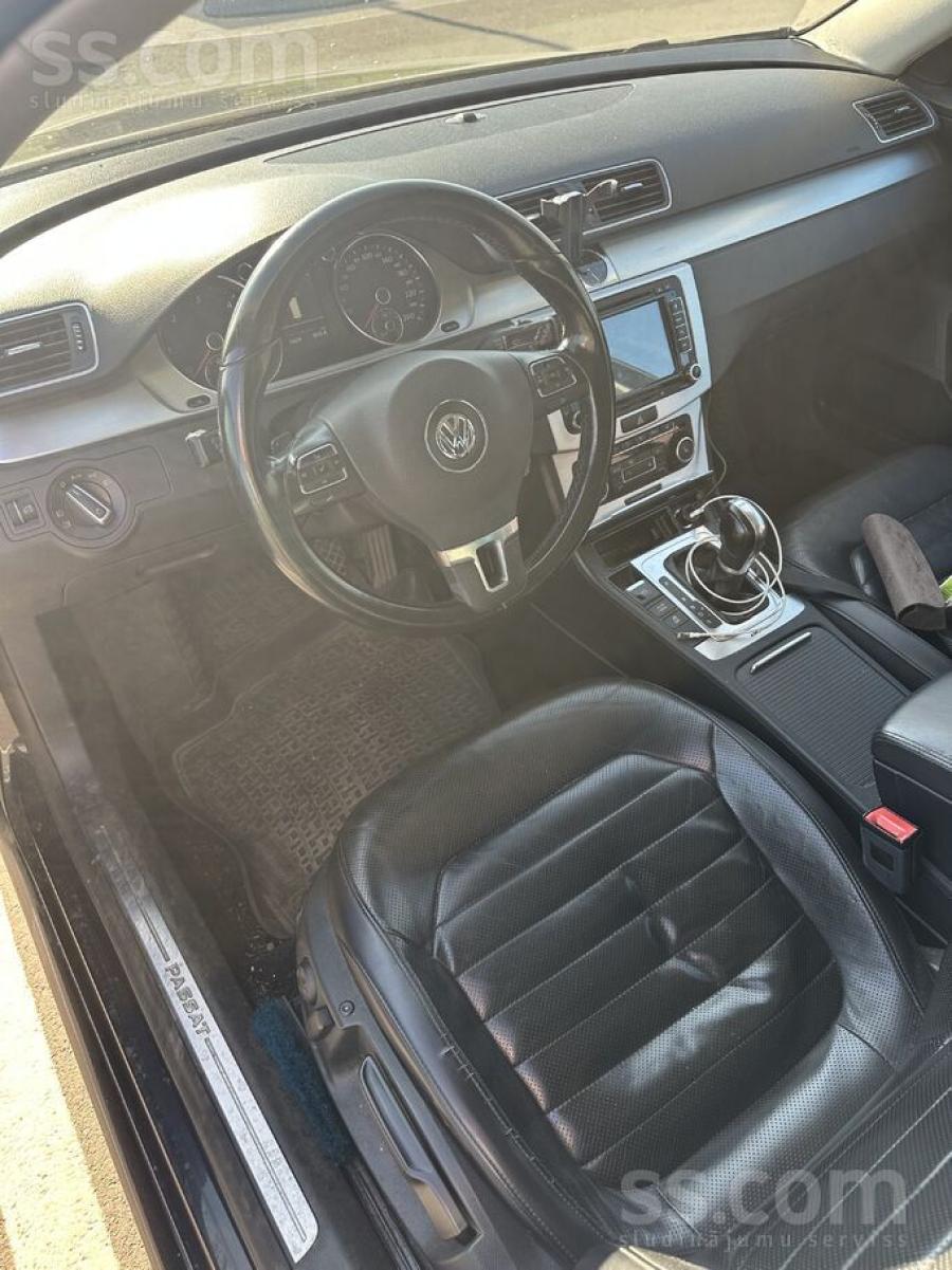 Black Volkswagen Passat B7 2011 in Riga, with an engine capacity of 2.00 L and mileage of 329 thousand km for 5650 €, photo 12 on AUTOMOTO.COM.LV