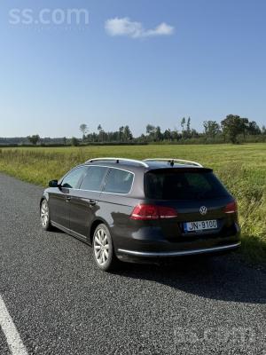 Black Volkswagen Passat B7 2011 in Limbazi, with an engine capacity of 2.00 L and mileage of 473 thousand km for 3200 €, photo 5 on AUTOMOTO.COM.LV