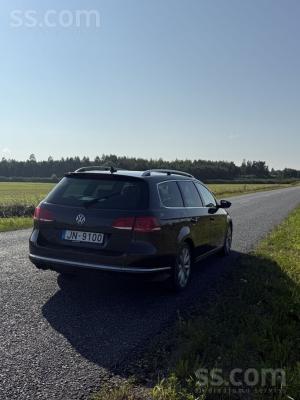Black Volkswagen Passat B7 2011 in Limbazi, with an engine capacity of 2.00 L and mileage of 473 thousand km for 3200 €, photo 6 on AUTOMOTO.COM.LV