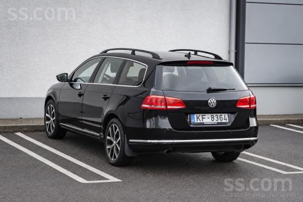 Black Volkswagen Passat B7 2011 in Riga, with an engine capacity of 1.60 L and mileage of 270 thousand km for 4450 €, photo 7 on AUTOMOTO.COM.LV