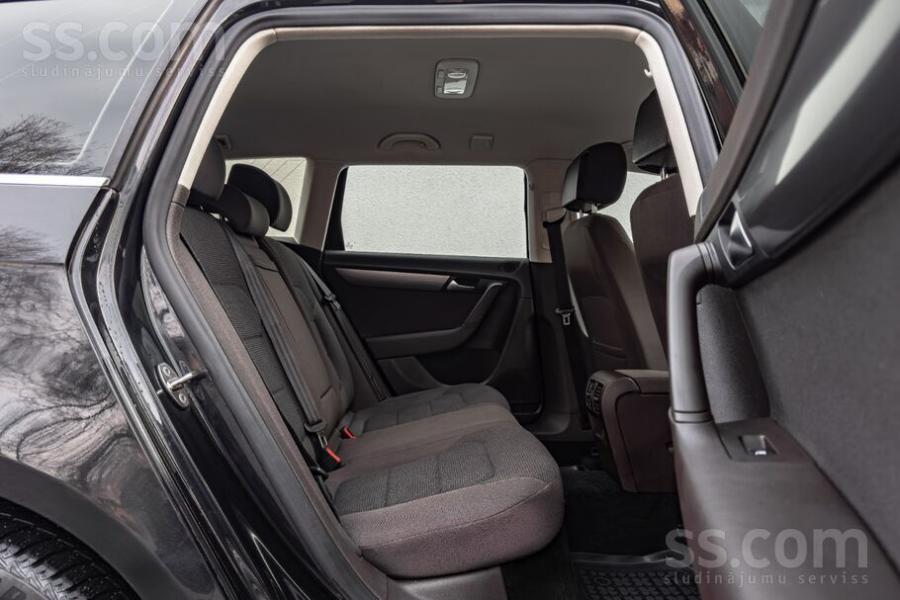 Melns Volkswagen Passat B7 2011 Rīga, ar dzinēja tilpumu 1.60 L un nobraukumu 270 tūkst. km par 4450 €, foto 11 vietnē AUTOMOTO.COM.LV