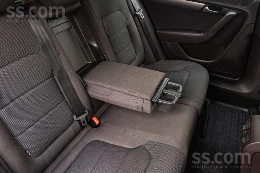Melns Volkswagen Passat B7 2011 Rīga, ar dzinēja tilpumu 1.60 L un nobraukumu 270 tūkst. km par 4450 €, foto 12 vietnē AUTOMOTO.COM.LV