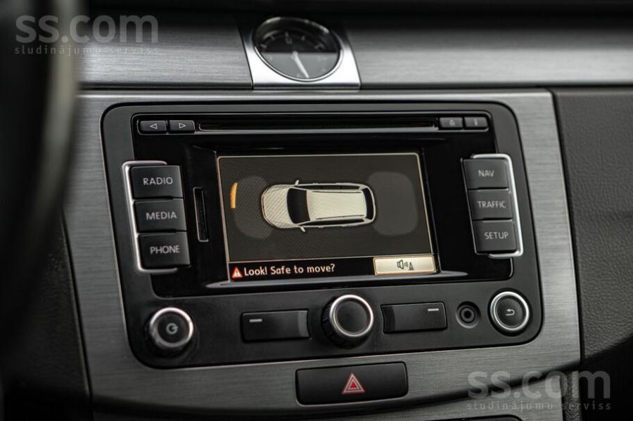 Melns Volkswagen Passat B7 2011 Rīga, ar dzinēja tilpumu 1.60 L un nobraukumu 270 tūkst. km par 4450 €, foto 23 vietnē AUTOMOTO.COM.LV