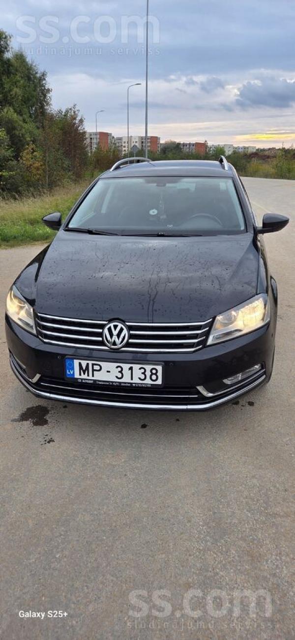 Volkswagen Passat B7 2011 Rēzekne vietnē Melns Volkswagen Passat B7 2011 Rēzekne, ar dzinēja tilpumu 2.00 L un nobraukumu 254 tūkst. km par 4000 €, foto 1 vietnē AUTOMOTO.COM.LV