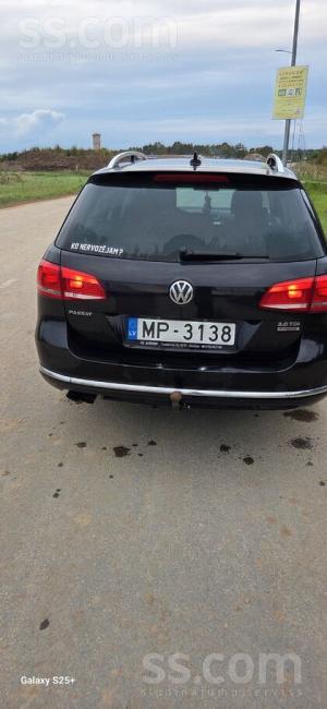 Black Volkswagen Passat B7 2011 in Rezekne, with an engine capacity of 2.00 L and mileage of 254 thousand km for 4000 €, photo 6 on AUTOMOTO.COM.LV
