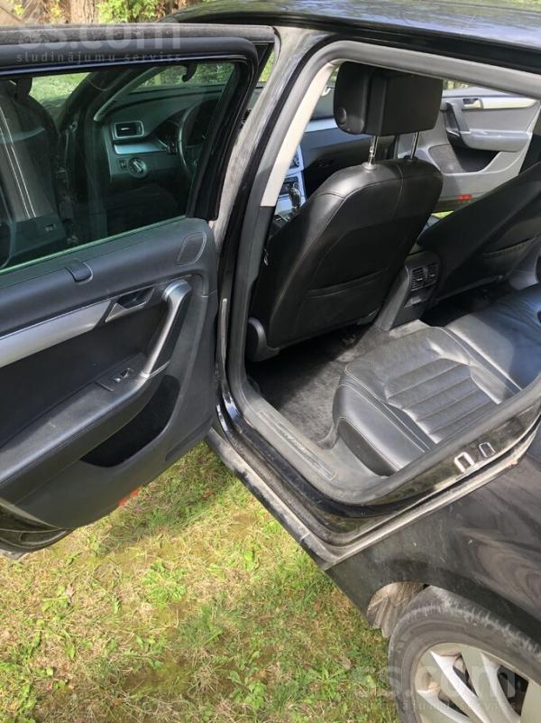 Melns Volkswagen Passat B7 2011 Rīga, ar dzinēja tilpumu 2.00 L un nobraukumu 330 tūkst. km par 5350 €, foto 11 vietnē AUTOMOTO.COM.LV