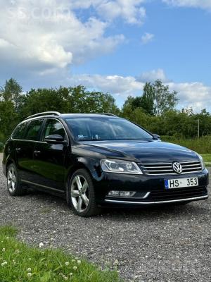 Black Volkswagen Passat B7 2012 in Riga, with an engine capacity of 2.00 L and mileage of 294 thousand km for 5950 €, photo 2 on AUTOMOTO.COM.LV