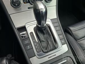 Black Volkswagen Passat B7 2012 in Tartu, with an engine capacity of 0.00 L and mileage of 0 thousand km for 6390 €, photo 13 on AUTOMOTO.COM.LV