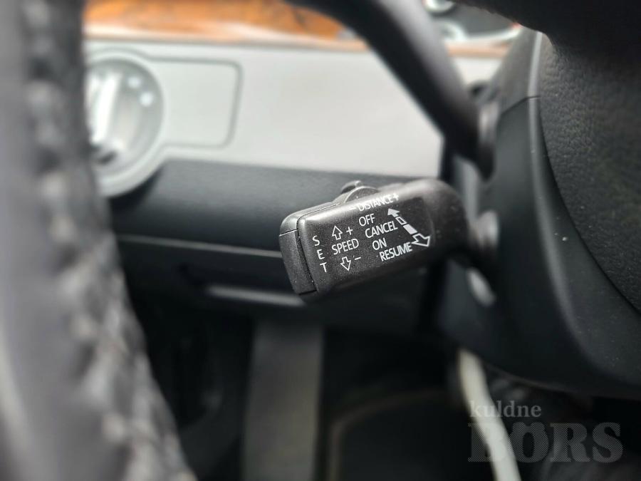 Black Volkswagen Passat B7 2012 in Tartu, with an engine capacity of 0.00 L and mileage of 0 thousand km for 6390 €, photo 20 on AUTOMOTO.COM.LV