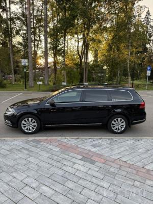 Melns Volkswagen Passat B7 2012 Ogre, ar dzinēja tilpumu 2.00 L un nobraukumu 239 tūkst. km par 4500 €, foto 4 vietnē AUTOMOTO.COM.LV